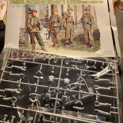 Dragon 6110 Panzer Grenadier Regiment 25, HJ Division Norrey-En-Bessin ...