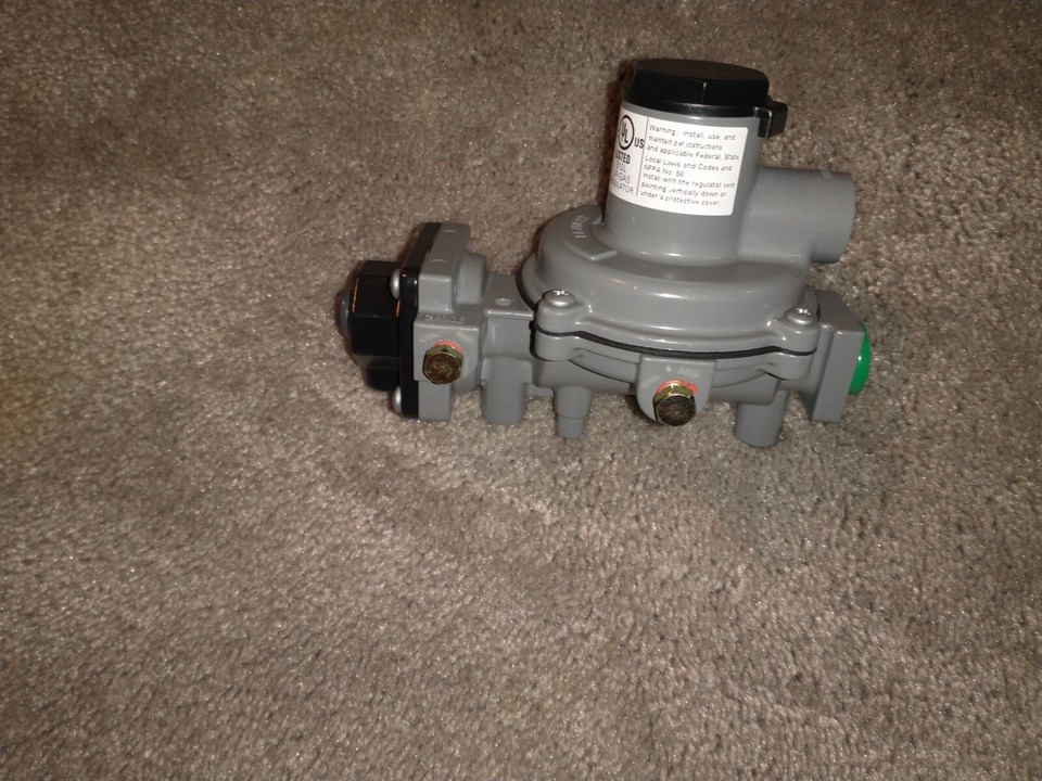 Coated Copper Gas Line 1/2" X 33'. Includes Propane Twin Stage ...