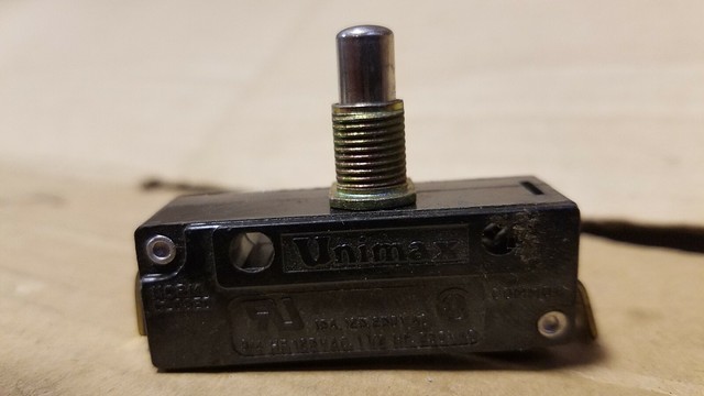 Unimax J95W Plunger Switch 15a 125/250vac Omnilift 079133 for sale ...