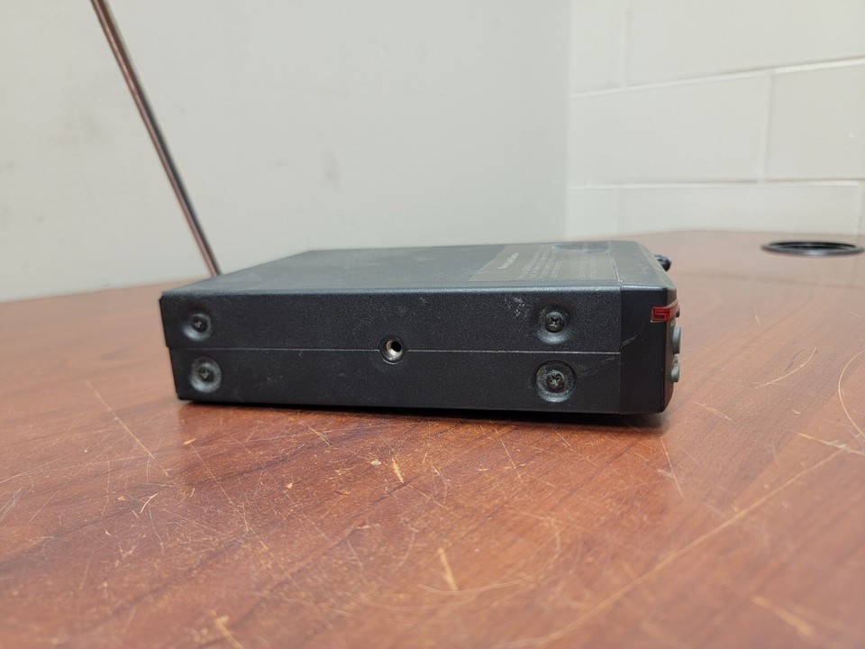 Uniden BearTracker 800 BCT7 Police Fire News Highway Radio Scanner | eBay