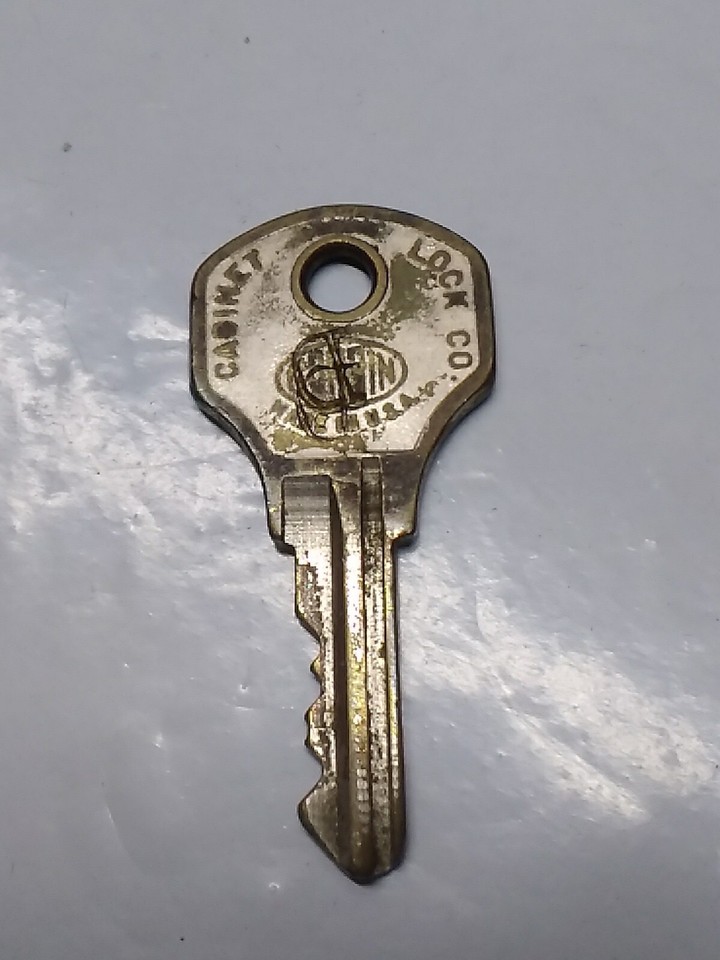 CORBIN LOCK Co. # AUE39 AUE 39 Trunk Padlock Lock Key USA | eBay