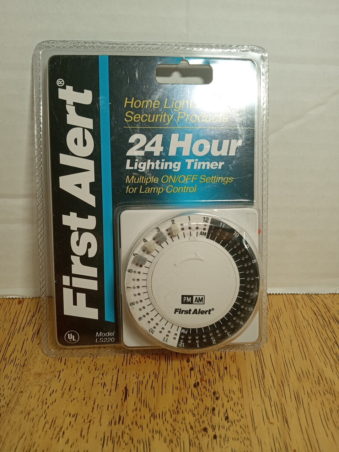 First Alert 24 Hour Security Lighting Timer LS220 for sale online | eBay