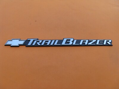 02 03 04 CHEVROLET TRAILBLAZER EMBLEM LOGO BADGE SIGN SYMBOL USED OEM ...