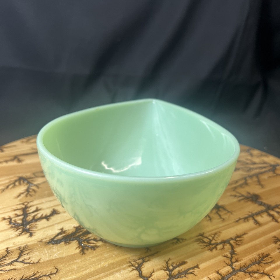 Vtg Fire King Jadeite Mixing Bowl Swedish Modern Teardrop Med Size 8 ...