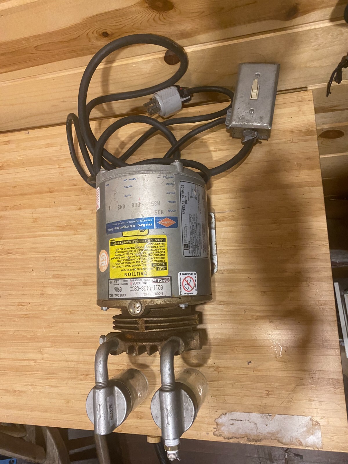 GAST ® VACUUM 0211-V138-G8CX w/ GE A-C MOTOR 5KH33DN16HX 1/6HP 115V | eBay