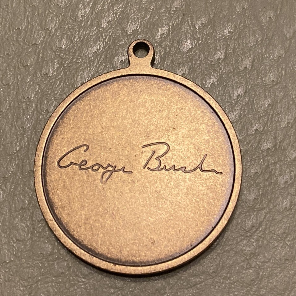 Vintage George Bush Signature Presidential Seal Medal | eBay