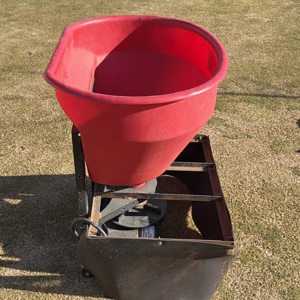 Western Remote Salt Spreader Salter Snow Melt Low Pro 300W Tested ...