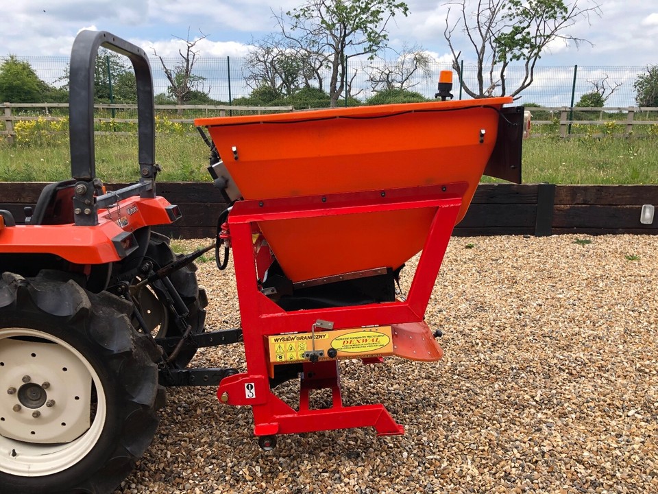 Salt spreader gritter / 3PL mounted / PTO powered - PK 550H ...