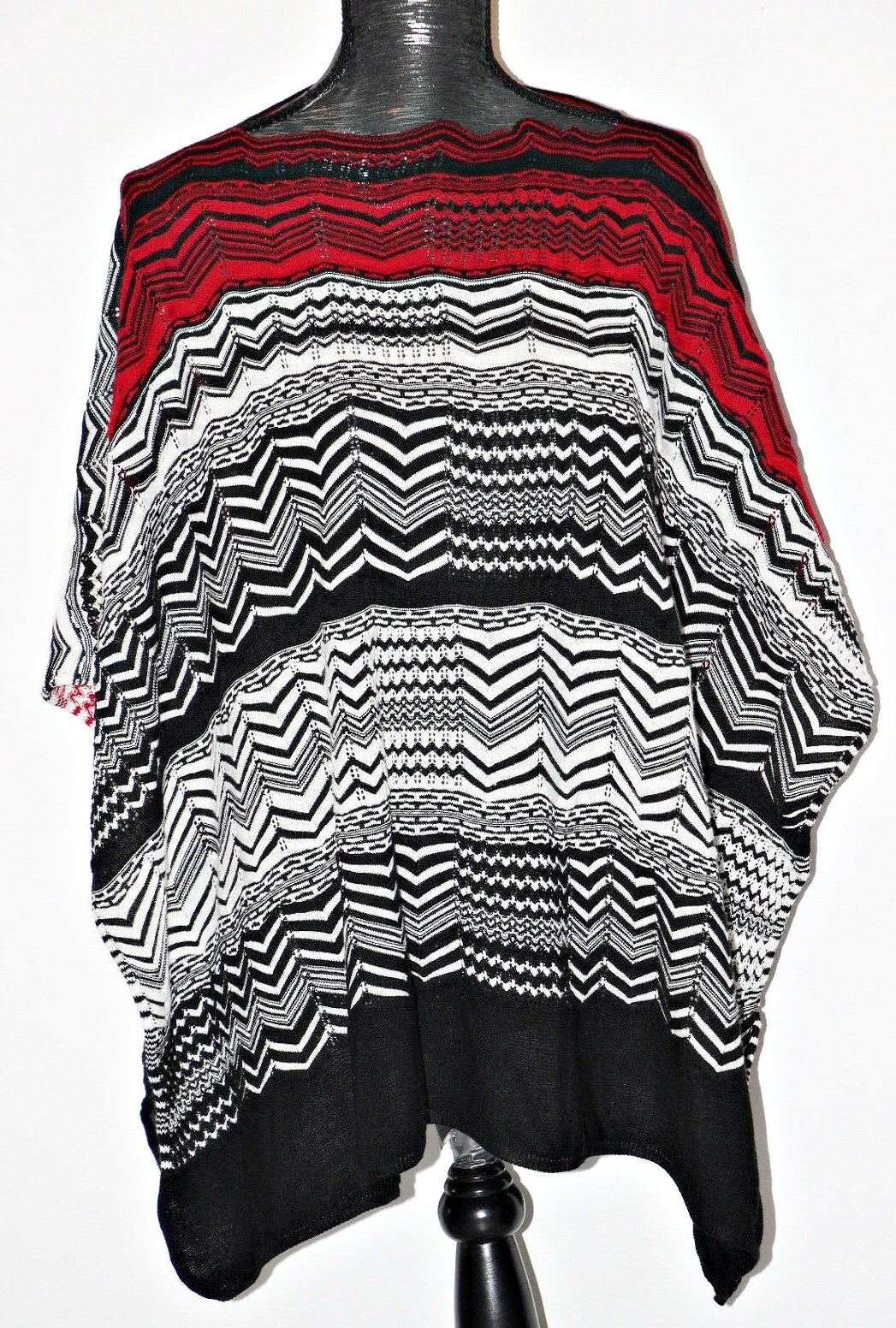 Missoni Black Multi Zig Zag Wool-Blend Poncho Sweater Cape $385 Made in ...