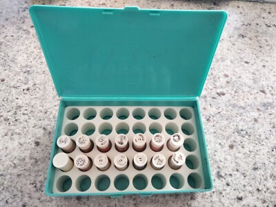 Vintage 1970s Avon Lipstick Samples Case with 14 used lipaticks | eBay