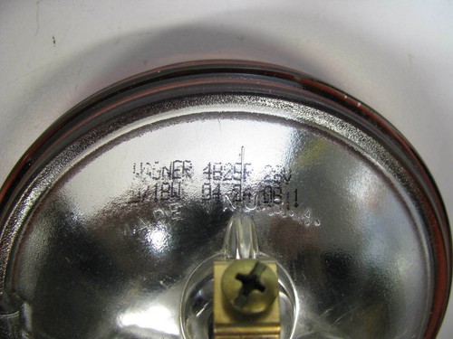 4825R Sealed Beam Lamp Bulb Light, Red, PAR36 4.5" 50/18 Watt 28 Volt ...