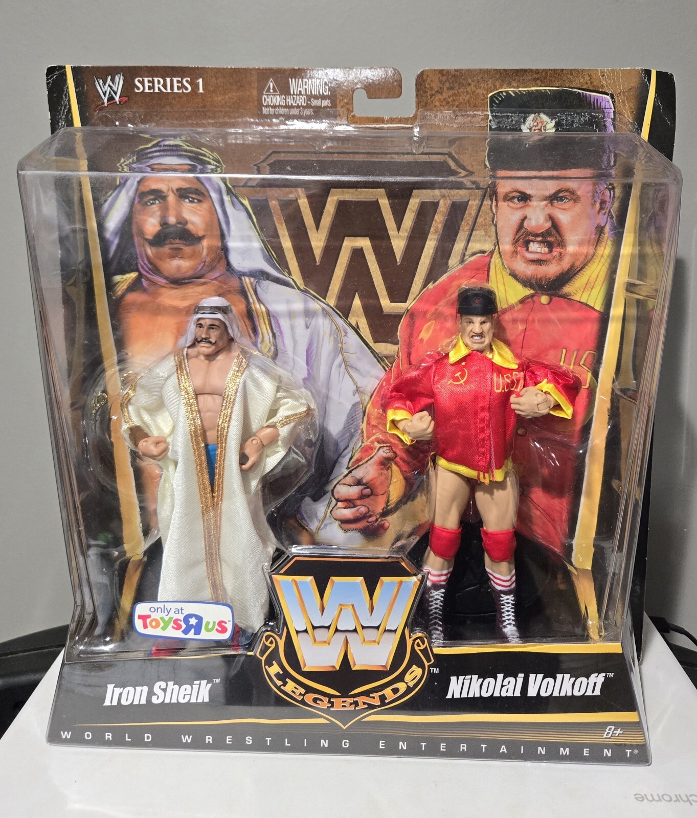 WWE Elite Legends Iron Sheik & Nikolai Volkoff Series 1 WWF Toys R Us ...
