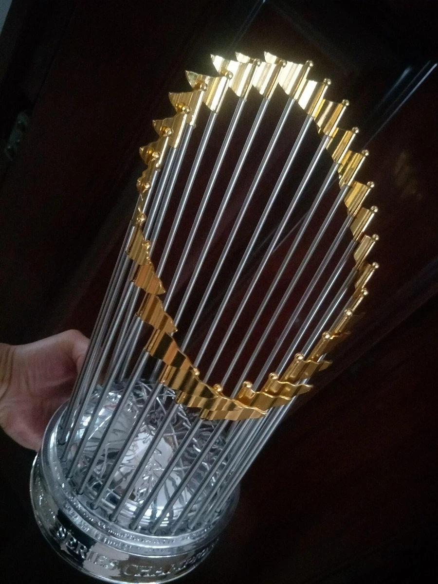Custmize To World Series Trophy