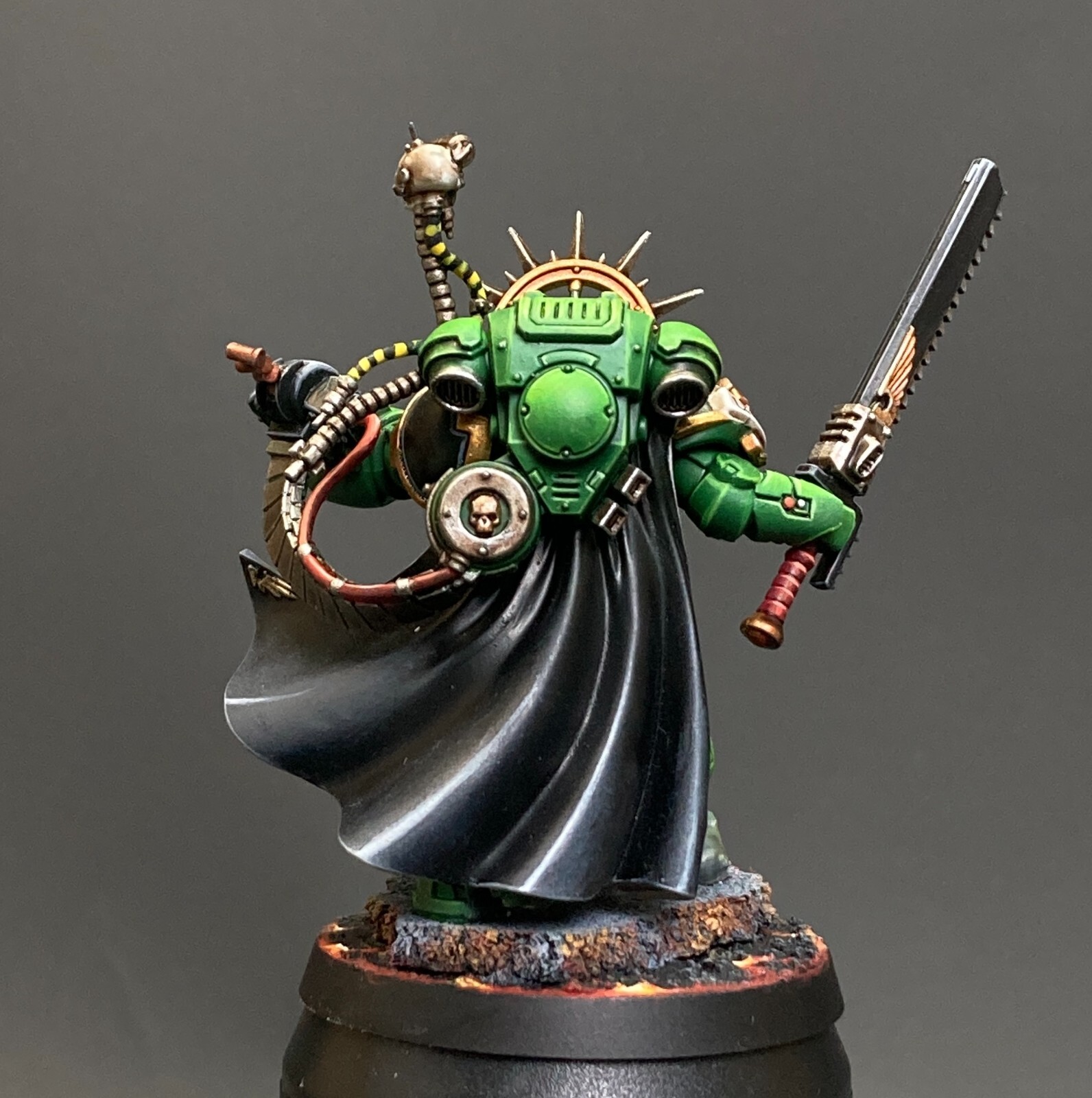 Warhammer 40K Captain In Gravis Armour Space Marines Presale Painted ...