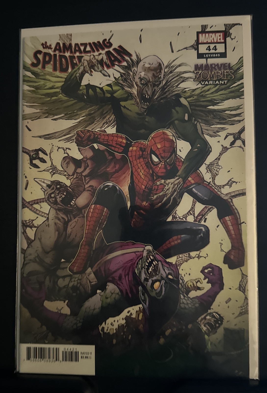 Marvel Comics - Amazing Spider-Man #44 - Daniel Marvel Zombies Cover ...