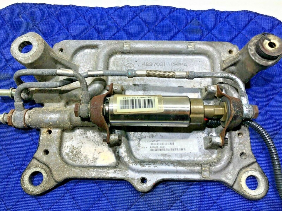 Cummins 5260634 Fuel Transfer Pump Assembly with ECU Bracket | Genuine ...