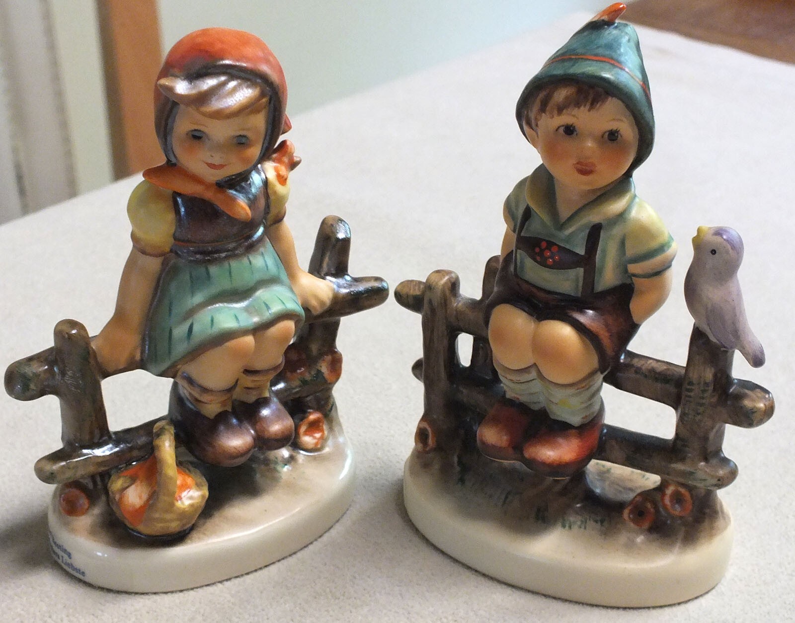 Vintage Hummel Goebel Figurines Set: Just Resting #112 & Wayside ...