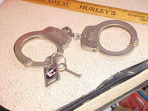 Cool! Vintage Police Prison SMITH & WESSON Handcuffs w Key Hand Cuffs ...
