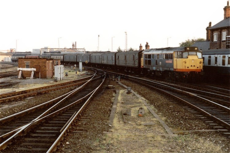 PHOTO CLASS 31 LOCO NO 31413 AT DERBY 1990 | eBay