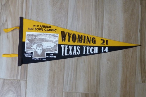 VINTAGE 21 ST SUN BOWL WYOMING TEXAS TECH FELT PENNANT MINT RARE 30 X12 ...