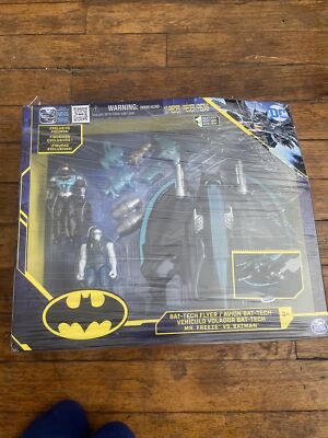 DC Batman Bat-Tech Flyer with 4" Batman & Mr. Freeze Action Figures ...