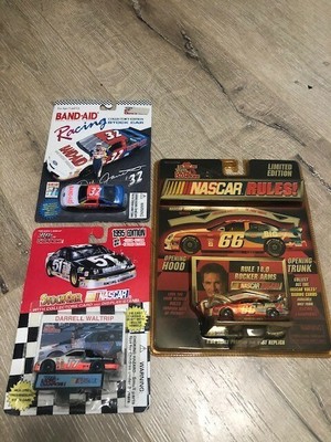 Racing Champions Lot Darrel Waltrip 1995 Band Aid Racing #32 and NASCAR ...