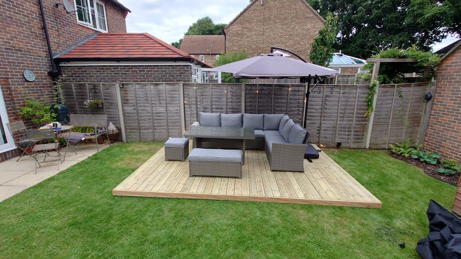 EXTREMELY CHEAP! Reject Discount Decking Kits, Complete Packs, Multiple Sizes | eBay
