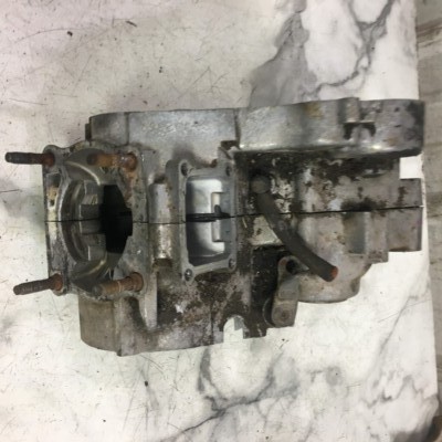 93 Yamaha YZ 80 YZ80 engine crank case cases block bottom end right ...