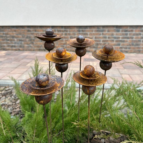 Set of 6 Rusty Metal Flowers, Garden Decorations, Handmade Outdoor ...