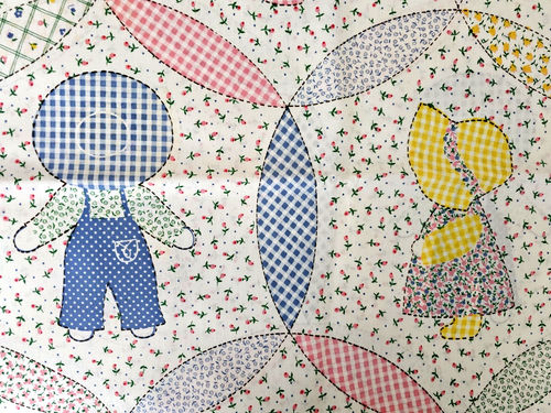 Vintage Sunbonnet Sue Sam Wedding Ring Cheater Quilt Cotton Fabric 1
