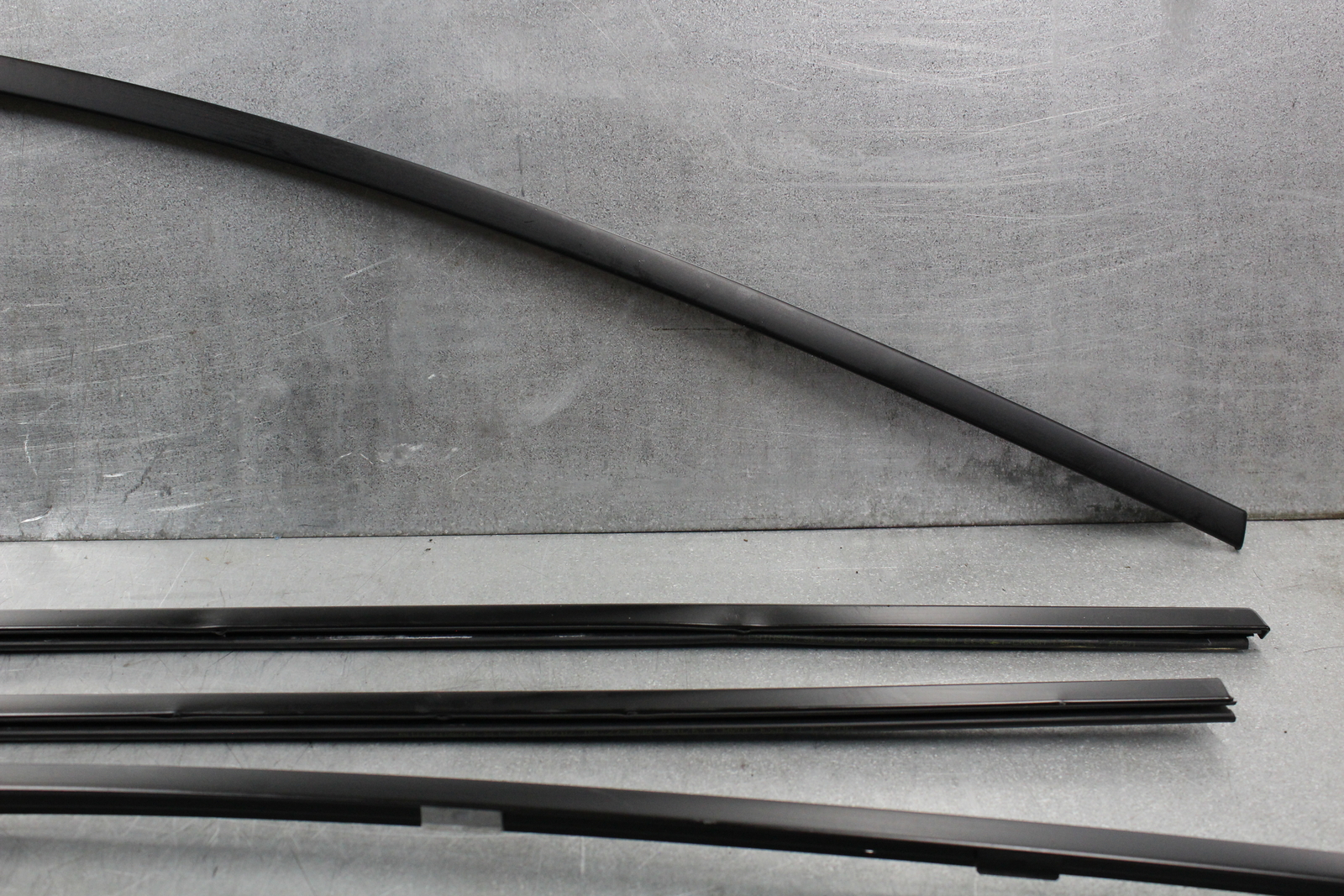 04-10 OEM BMW E60 535I 528I RIGHT COMPLETE Shadowline Door Trim SET ...