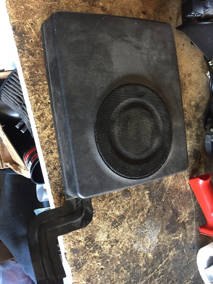Subaru Under Seat Subwoofer
