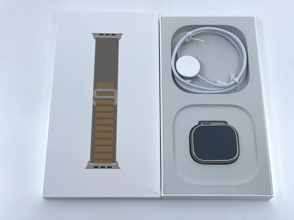 Apple Watch Ultra 2 49mm GPS + Cellular Natural Titanium w/ Tan Alpine ...