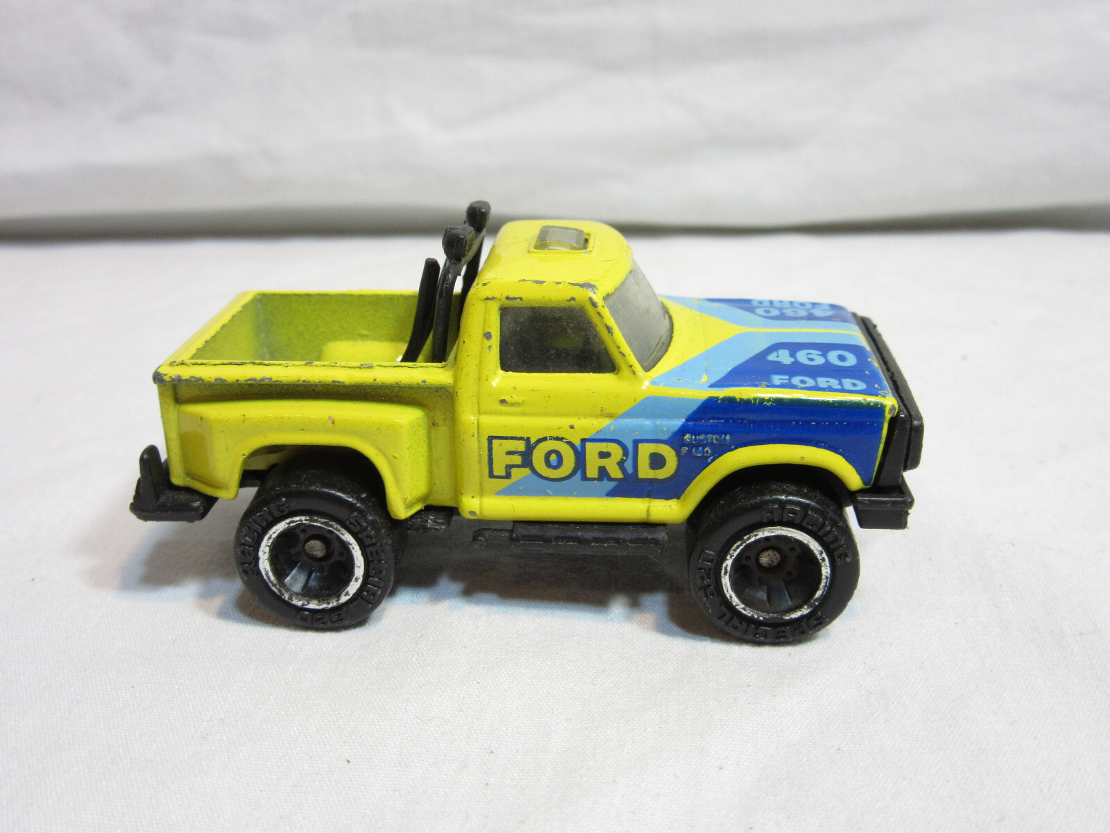FLARESIDE PICK-UP * Matchbox * Die Cast Truck - Yellow Ford 460 | eBay