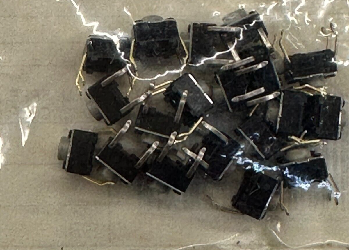 18PCS OMRON ELECTRONICS B3F-1022 SWITCH TACTICLE 6MM MOM 150GF | eBay