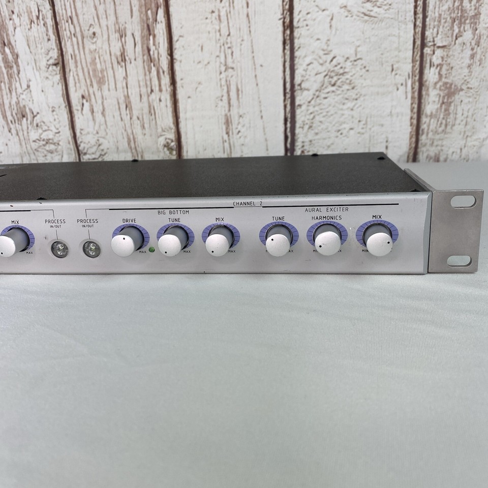 Aphex Model 204 Aural Exciter with Optical Big Bottom Enhancer | eBay
