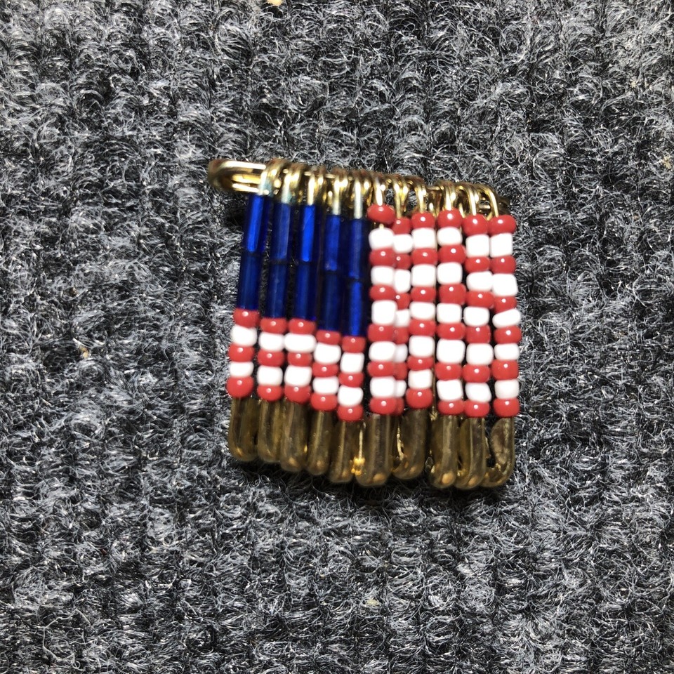 Patriotic USA Flag Pin American United States Flag Pin Beads & Safety ...