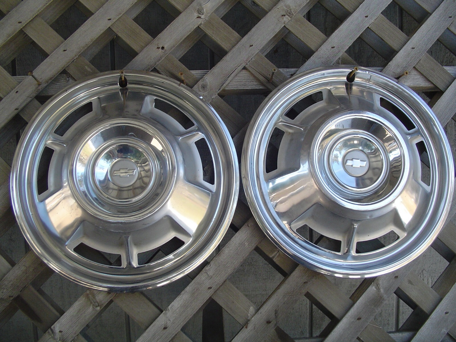 TWO 1967 67 CHEVROLET CHEVY CAMARO VINTAGE HUBCAPS WHEEL COVERS CENTER ...