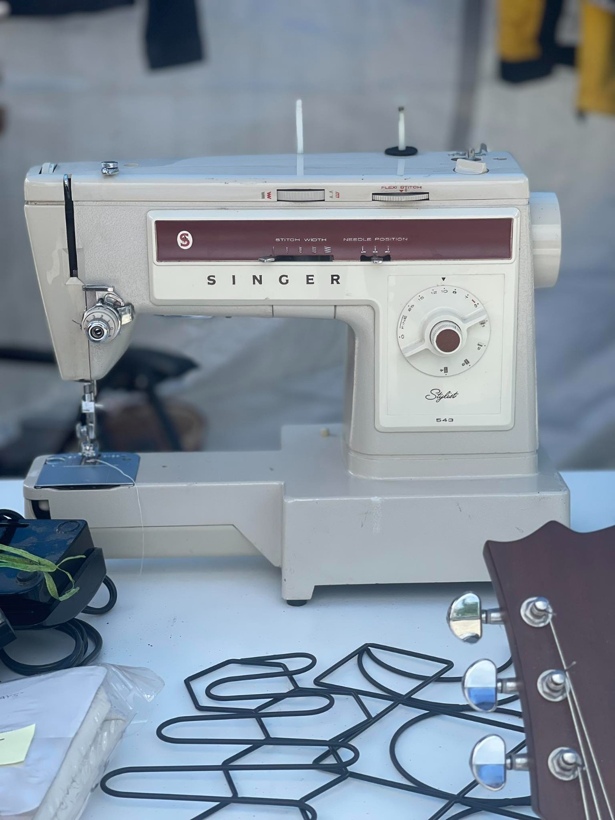 Vintage Singer Stylist 543 Sewing Machine w/ Foot Pedal & Case ...