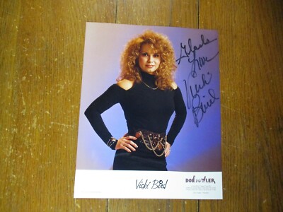 VICKI BIRD("Hee Haw/Moanin' The Blues/Mem'ries")Signed 8 x 10 Glossy ...