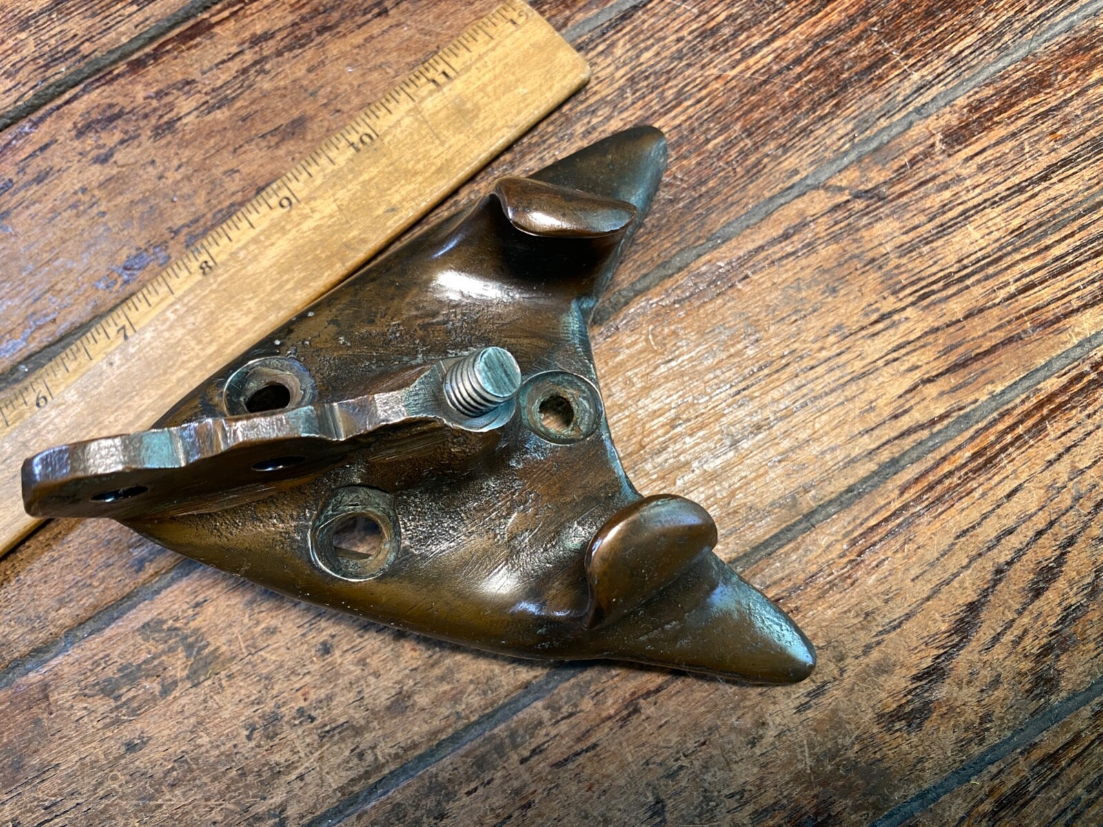 VINTAGE CAST BRONZE BOW HEADSTAY, CHOCKS FITTING, GREAT AGE/PATINA!! | eBay