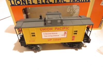 LIONEL 16581 UNION PACIFIC LIGHTED CABOOSE- 0/027 - NEW -H1C1 | eBay