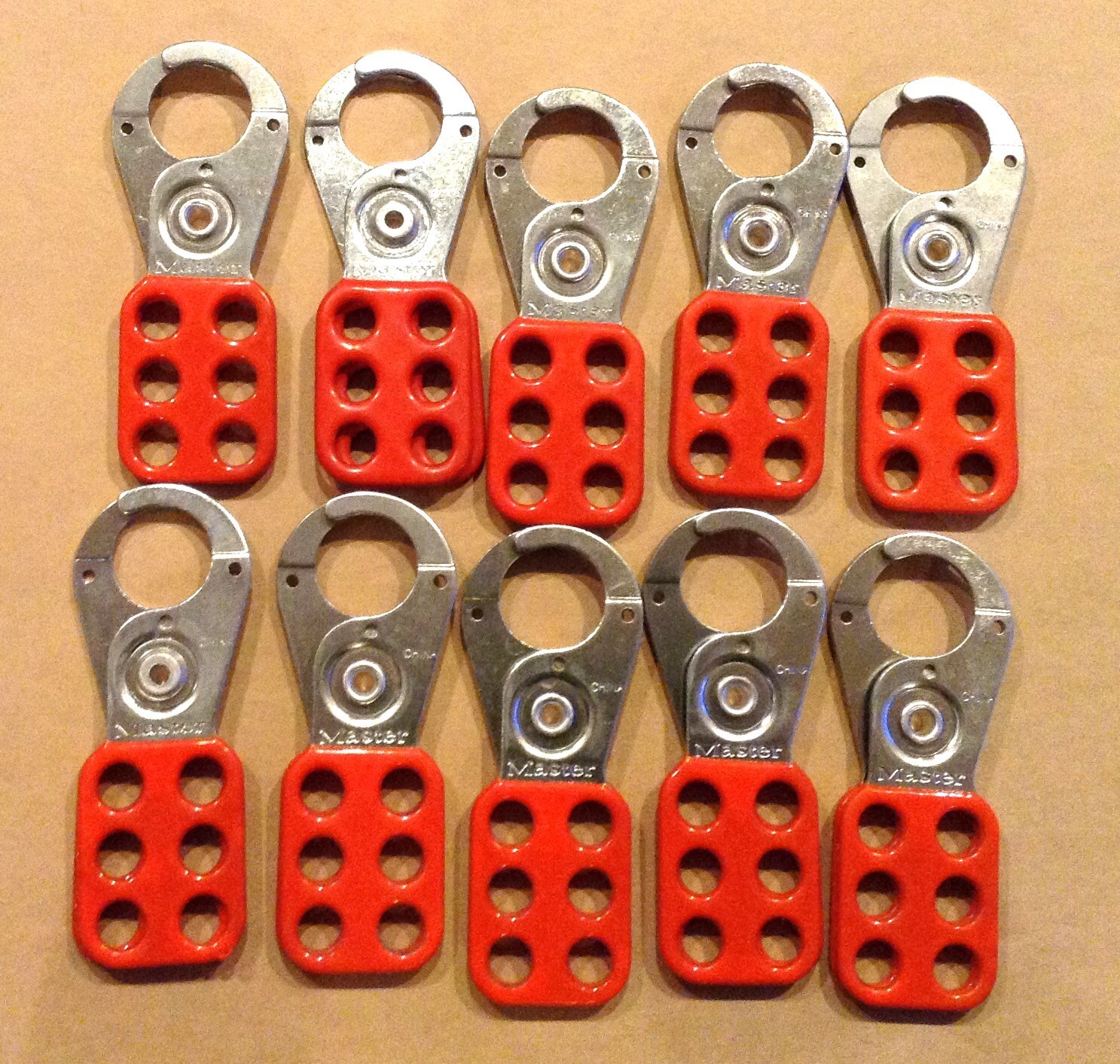 Master Lock 420 Lot of 10 Steel Lockout 6 Gang Hasp 1 Inch Jaw Red ...