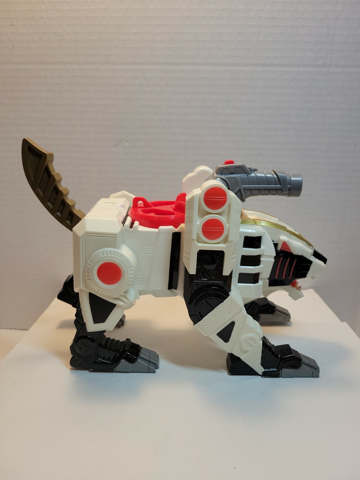 Fisher-Price Imaginext Power Rangers White Ranger And Tiger Zord ...