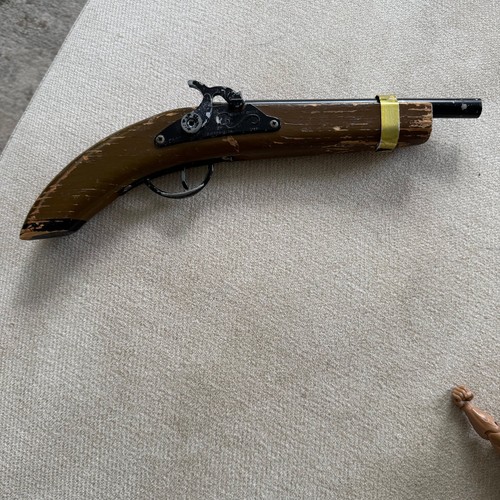 VINTAGE FLINTLOCK PISTOL Cap Gun Wood Toy Parris Savannah TN 1685 Made ...