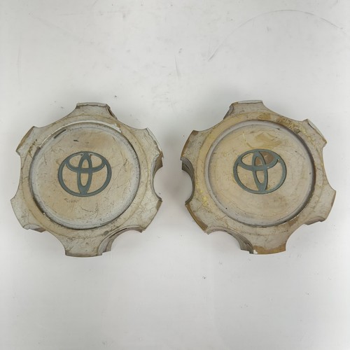 Toyota OEM Wheel Center Caps Pair 42603-04030 Fits Land Cruiser Sequoia ...