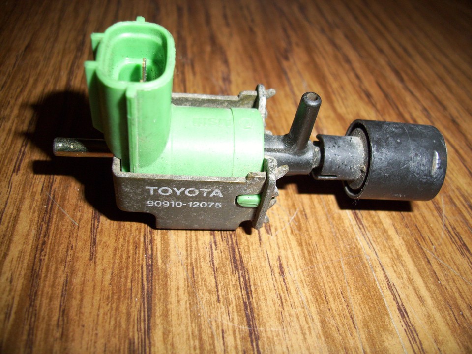 1990-95 TOYOTA 4RUNNER/ Tacoma/ T100 Genuine VACUUM SWITCH VALVE VSV ...