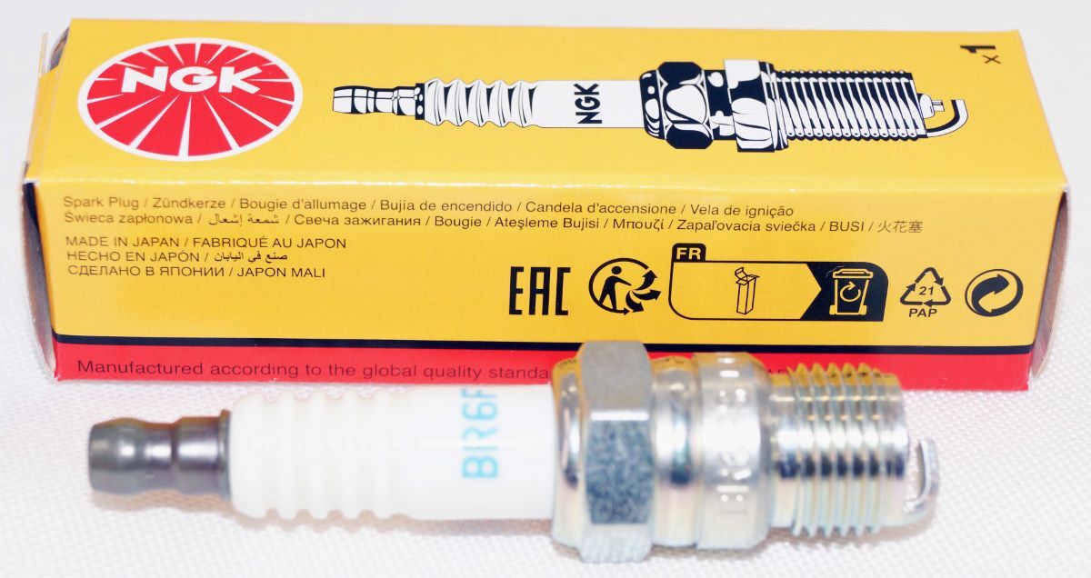 Genuine NGK 4323 Spark Plug BR6FS T20R-U15 T20R-U RV8C RBL8 R43T | eBay