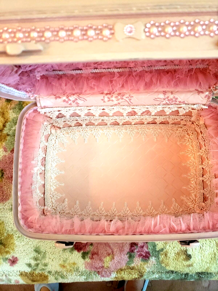 UPCYCLED/RESTORED VINTAGE AMERICAN TOURISTER TRAIN CASE | eBay