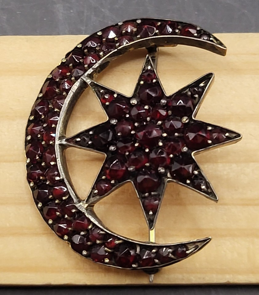 LOT of 4 ANTIQUE GOLD FILLED GARNET PINS INFINITY BOW BAR CRESCENT MOON ...